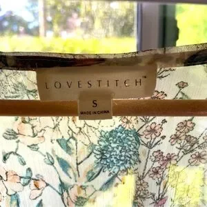 lovestitch | Dresses | Lovestitch S Floral Vneck Ruffles Garden Girly ...